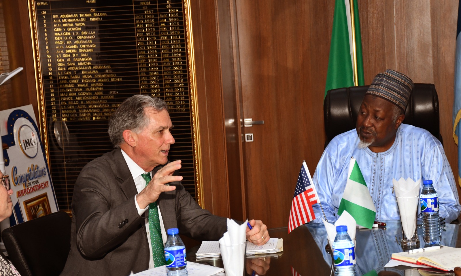 THE HONOURABLE MINISTER OF DEFENCE RECEIVED REPRESENTATIVES OF THE ...